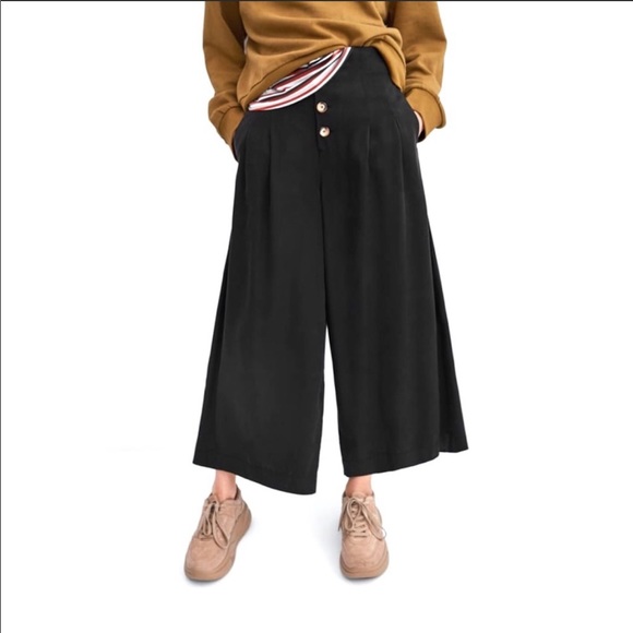 Zara | Pants & Jumpsuits | Zara Trf Collection Wide Leg Pants With ...